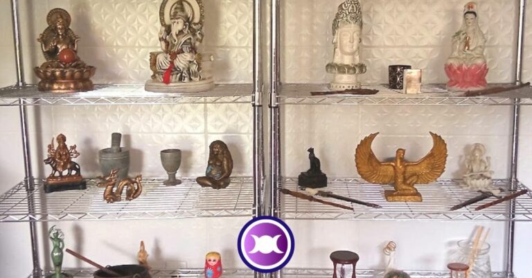 What is Modern Witchcraft + The 3 paths to follow